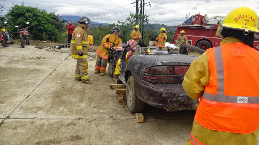 Prácticas de taller de extracción vehicular. - Noticiero G ::: Diario ...