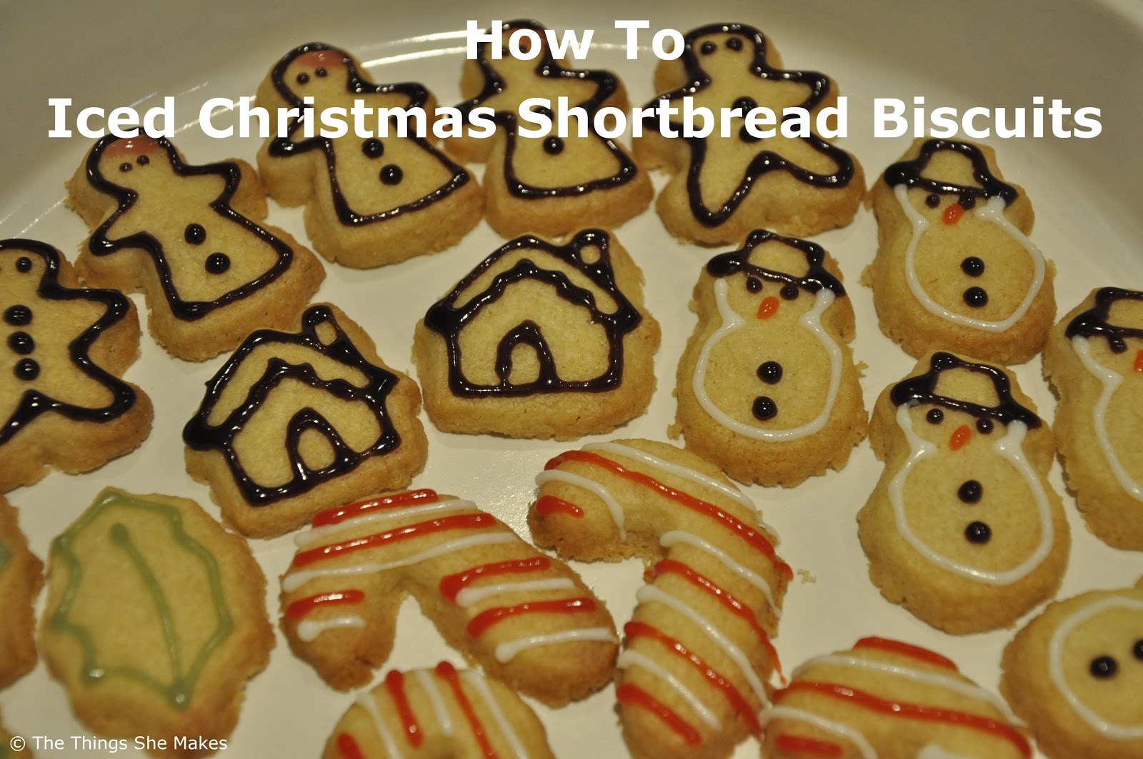 Iced Christmas Shortbread Biscuits | The Things She Makes