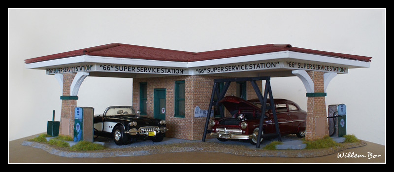 Route 66 Art: Scale Models, Super Service Station