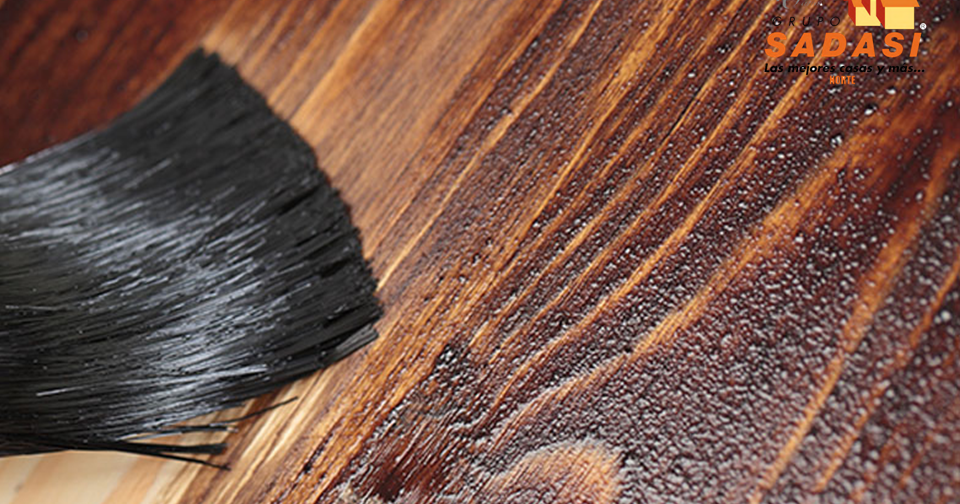 SADASI CORPORATIVO: BARNICES PARA MADERA