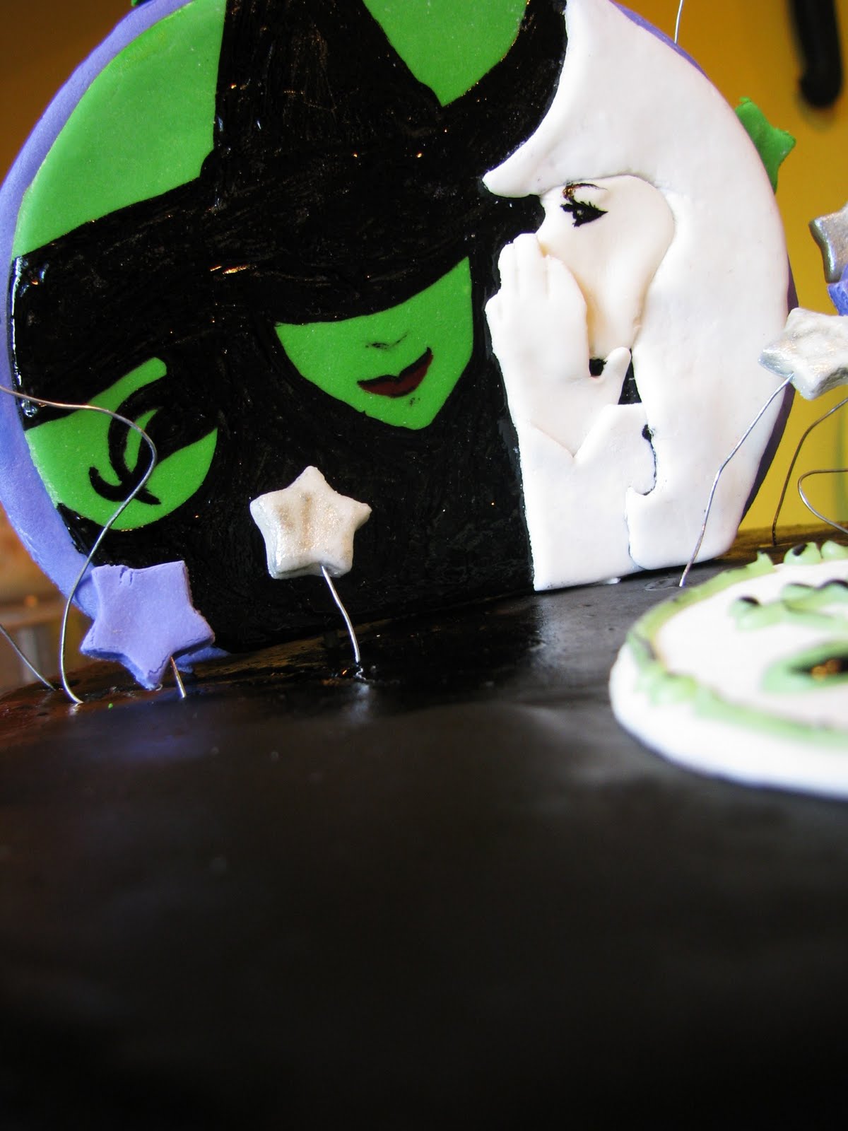 Blogging BellaTiers. . .: Wicked Birthday Cake :o]