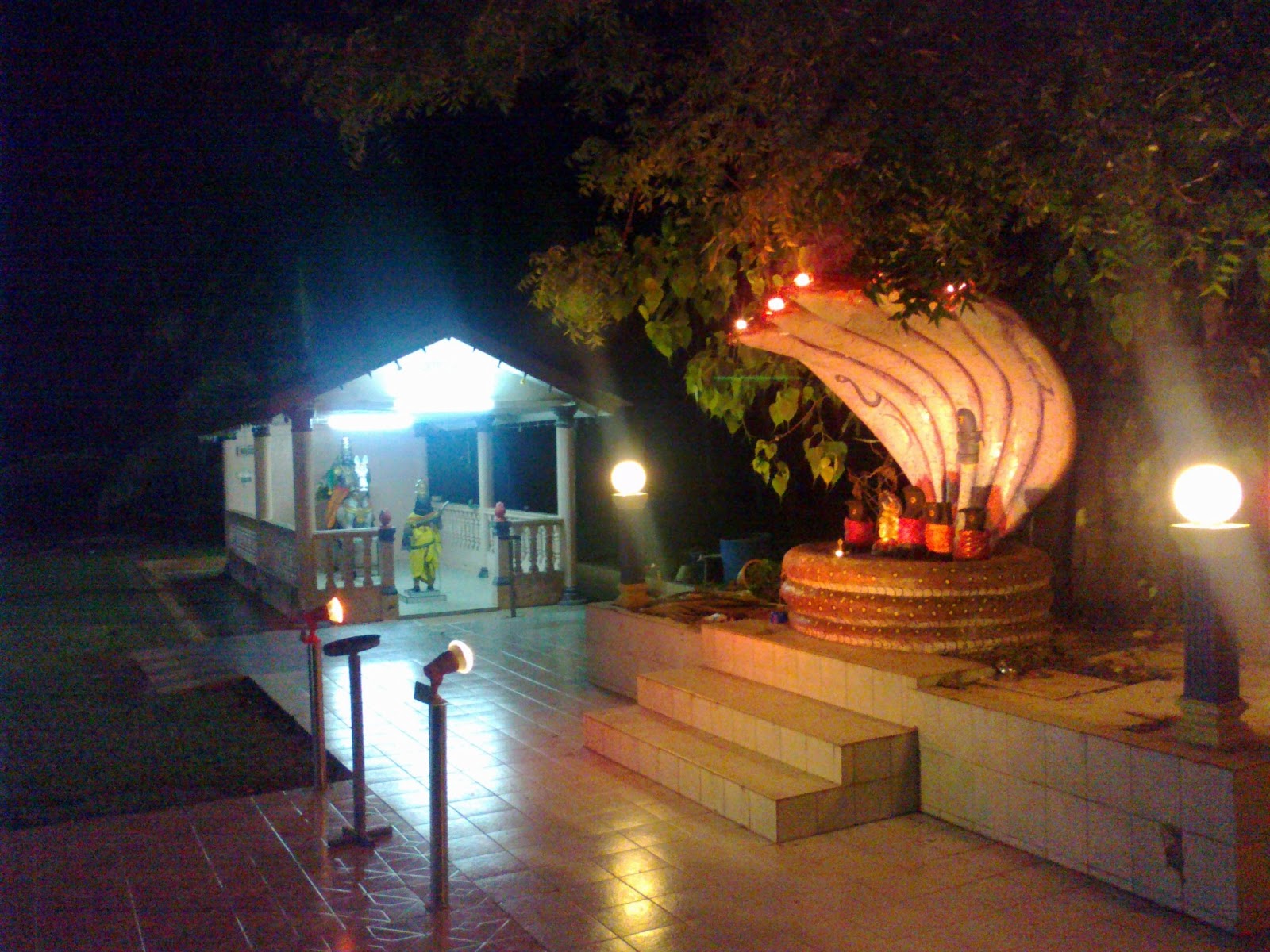 The Divine Places: Kuil Sri Maha Mariamman Trendah Estate Sungai Gadut ...