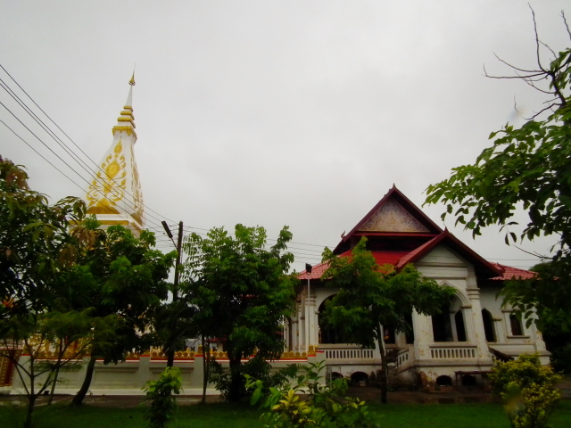 สถาปัตยกรรม ในนครพนม Architecture in Nakhonphanom: ศาลาการเปรียญ วัด ...