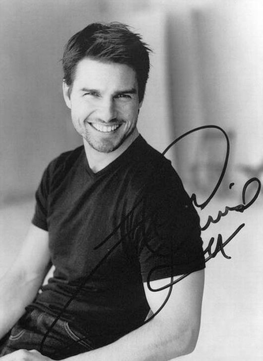 QUEEN.PK: Famous Hollywood Celebrities Autographs Collection