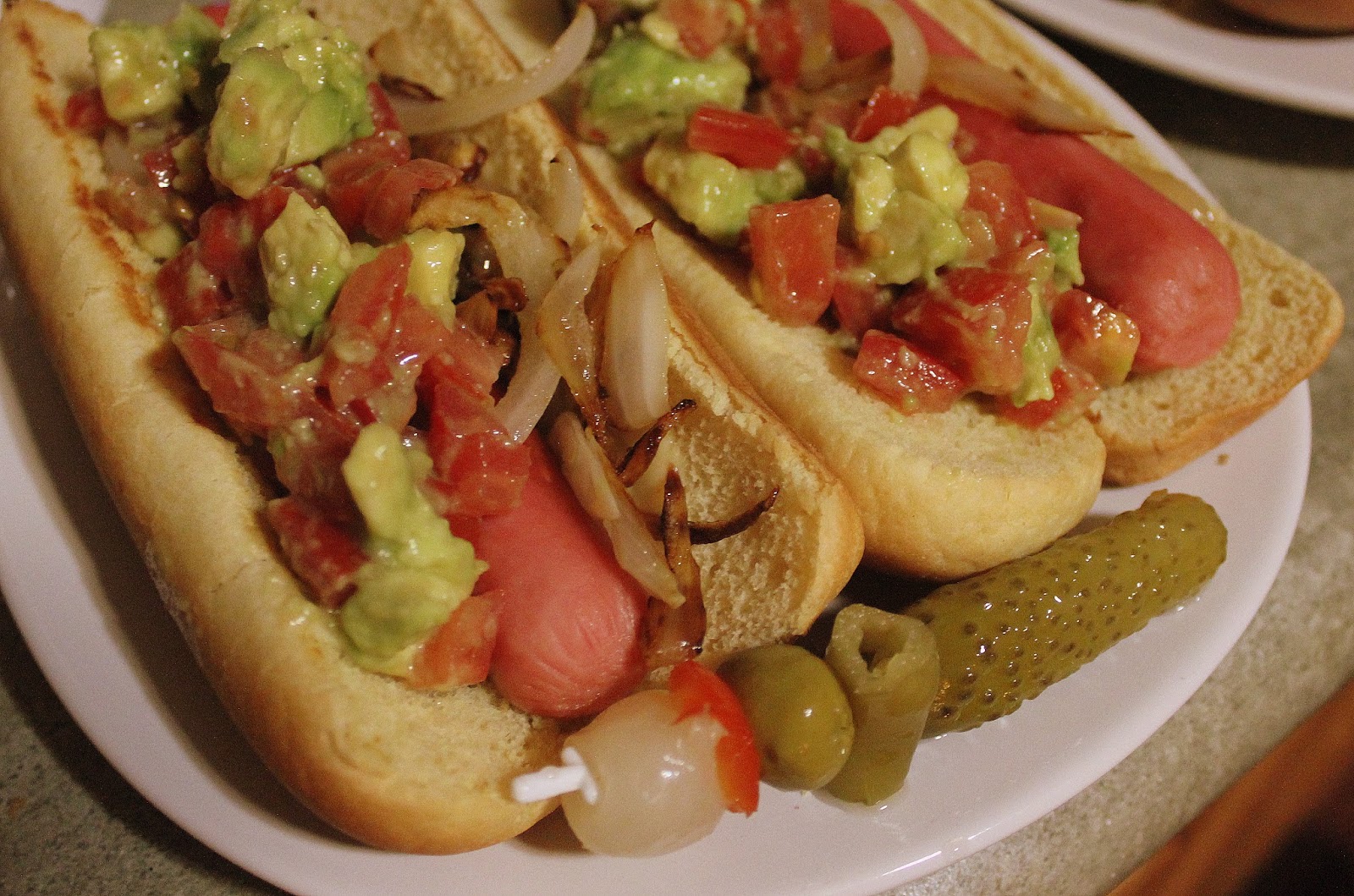 El chiltepín, la dulce cocina vegana : Dogos veganos estilo sonorense!