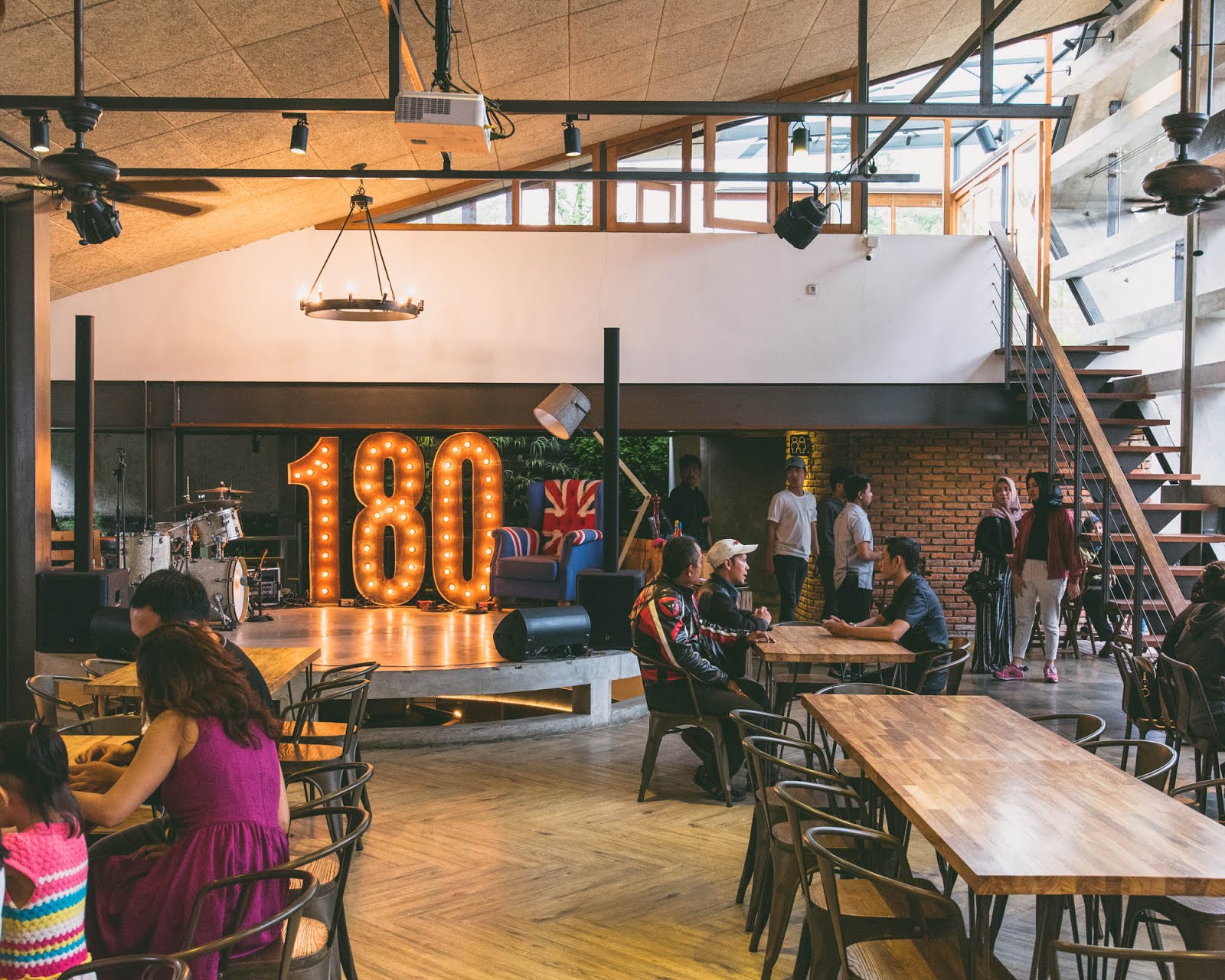 [Bandung] One Eighty Coffee & Music : An Oasis - Flavorful Escape ...