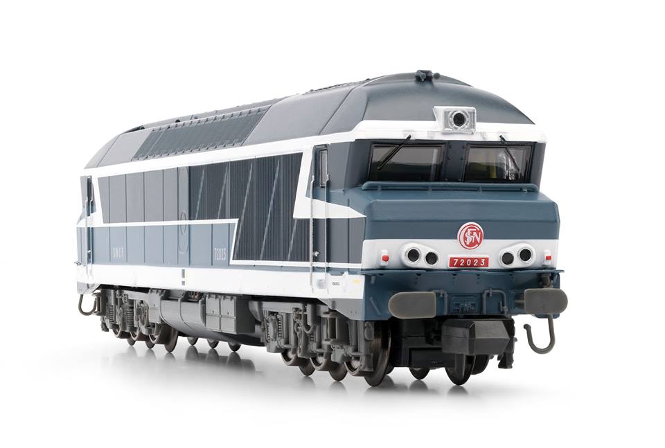 Loco-Revue: N : la CC 72000 Arnold arrive