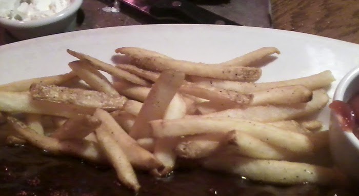 Richard Reviews Everything : Outback Steak House Aussie Fries