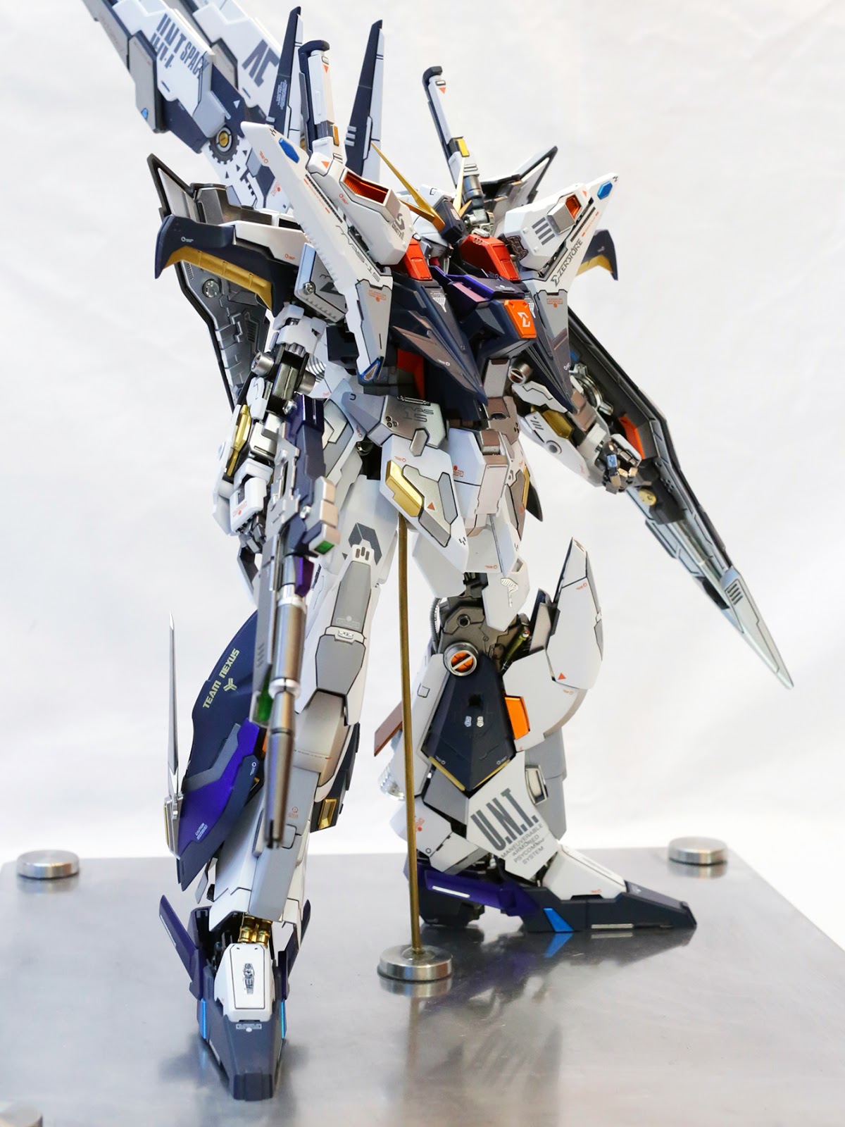 Custom Build : 1/100 RX-105 XI Gundam + Full Led Mod