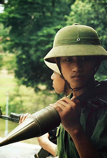 Red Star, White Star : People’s Army of Vietnam (PAVN)