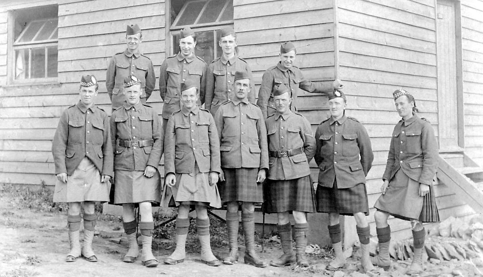 Tour Scotland: Old Photograph Scottish Soldiers Birnam Perthshire Scotland