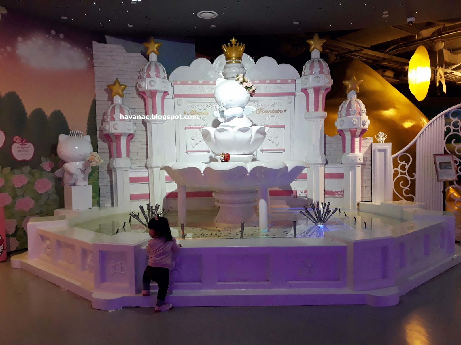 Havana QQ Travel Blog: Hello Kitty Island