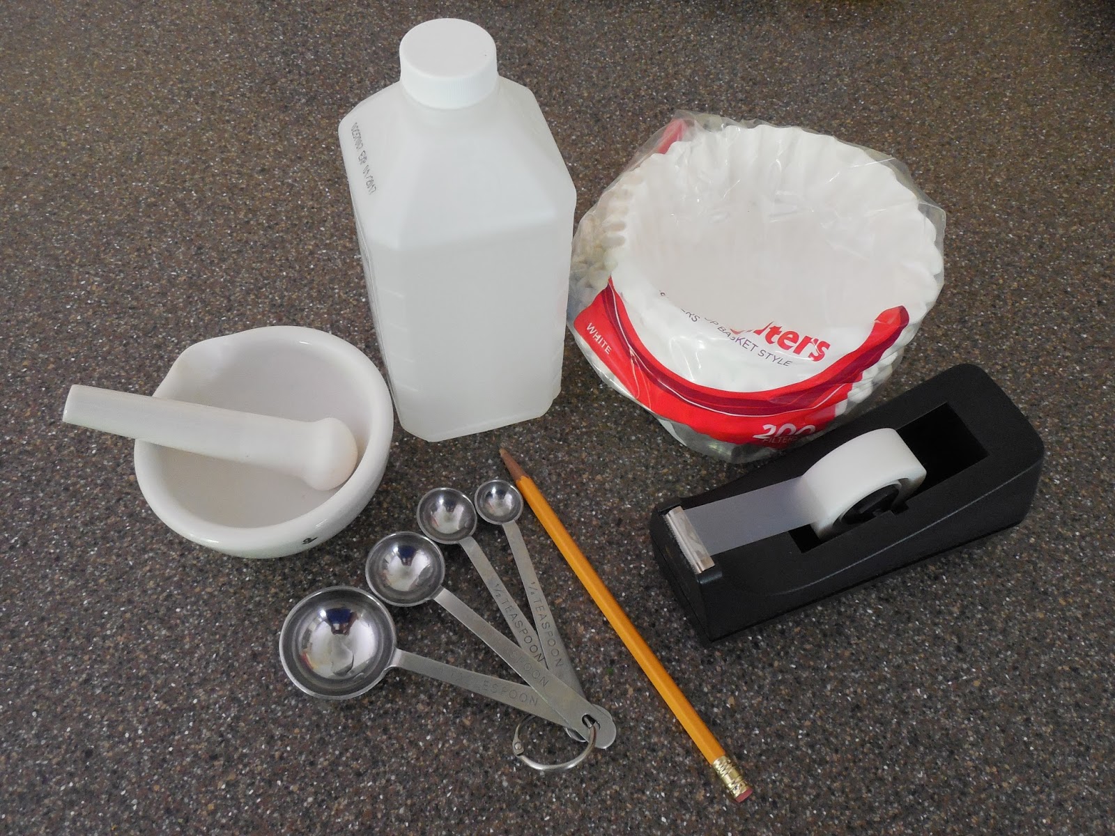 Share it! Science : Science Experiment: The Hidden Colors in a Leaf