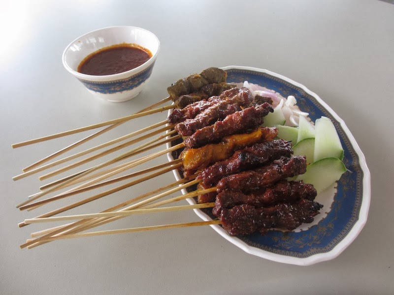 The Blackmentos Beauty Box: Day Out: Satay by the Bay lunch and home ...