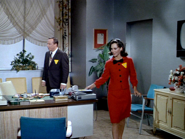 Agents From U.N.C.L.E.: Original April Dancer Debut