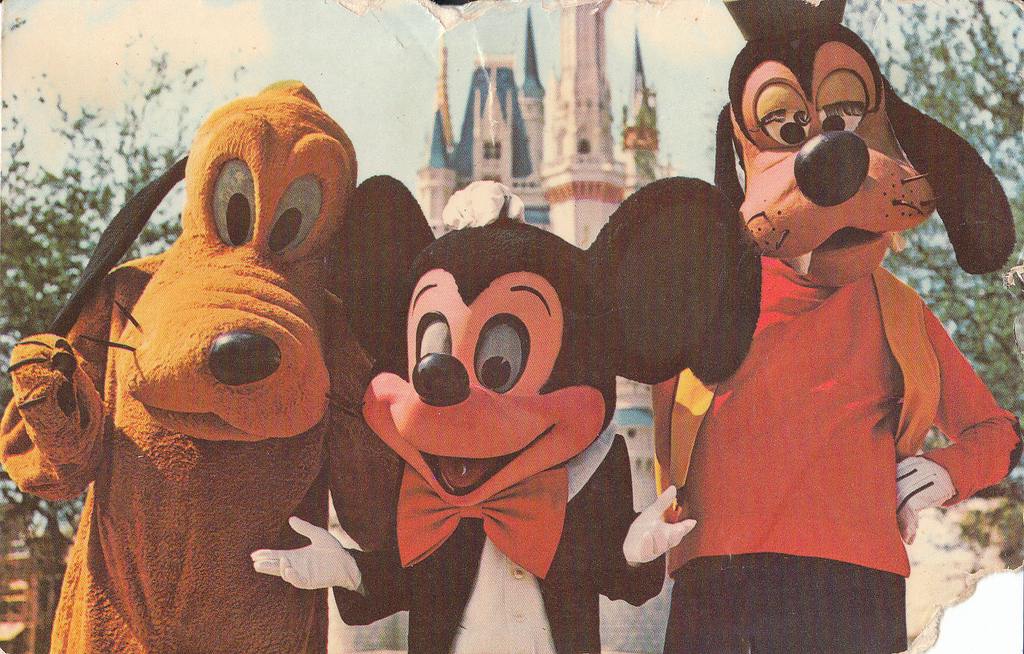 25 Lovely Vintage Photos About Disney World That May Take You Back to ...