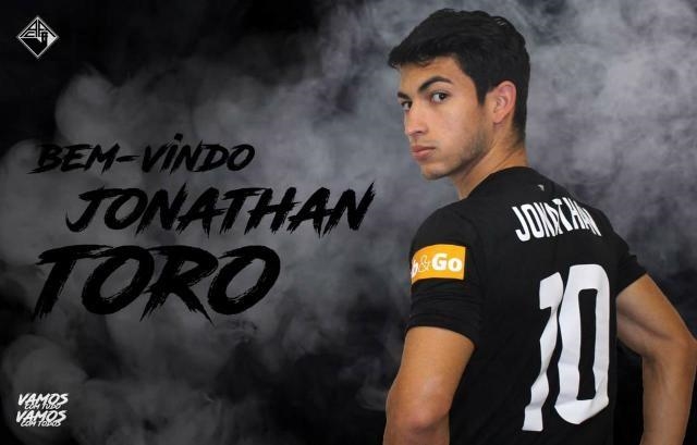 Jonathan Toro, primer hondureño en Briosa ~ Fútbol portugués desde España