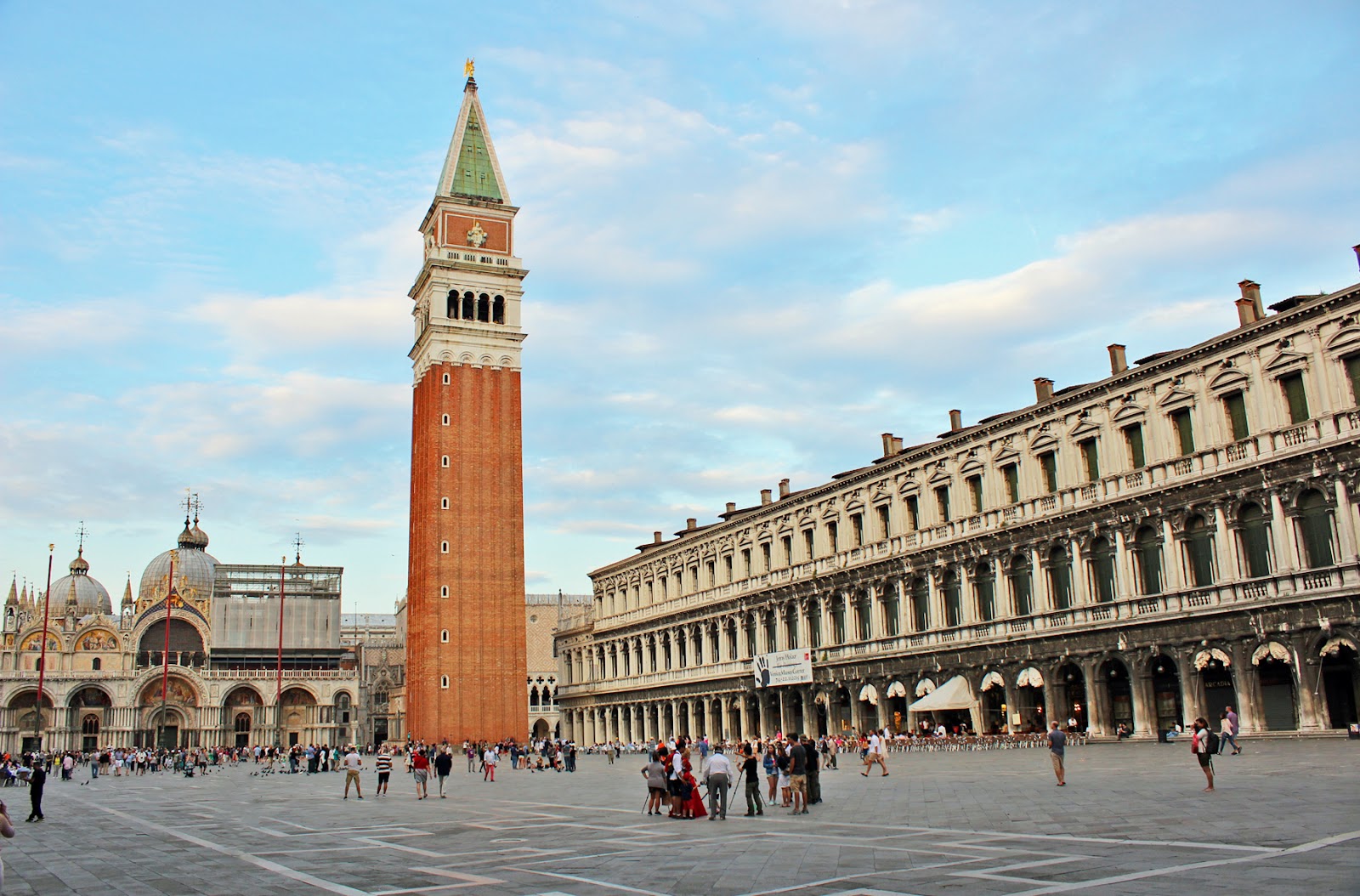AM Dolce Vita: Venice, Italy