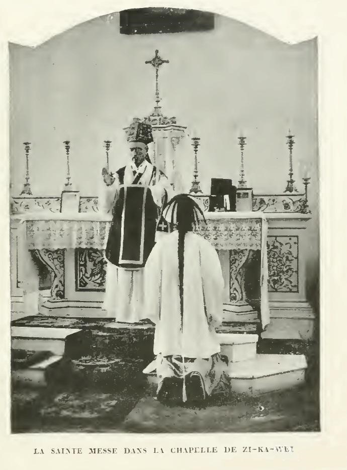 New Liturgical Movement: More Photos of the Chinese Sacrificial Hat