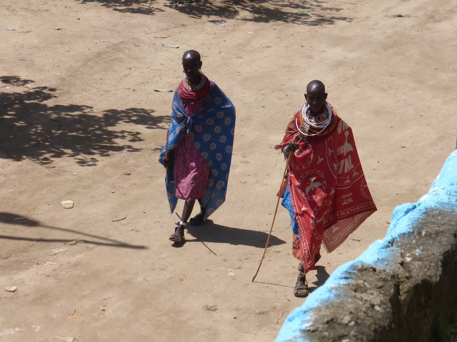 Backpacking Kenya. Mararal and the samburu people.