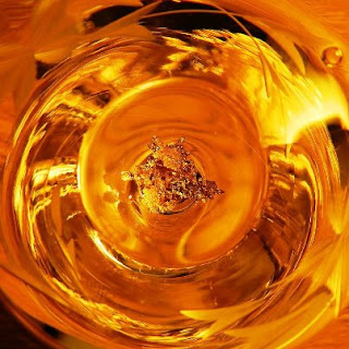 Maurilio O Rei da Fava: GOLDSCHLÄGER - LICOR DE OURO - 24 KILATES ...