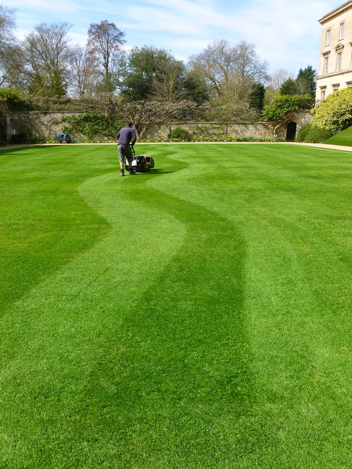 Worcester College Gardeners 2009-2018: Creating A New Pattern On The ...