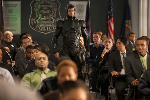 SNEAK PEEK : "RoboCop" Gears Up