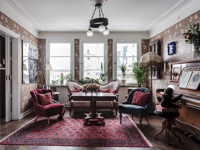 KERTALJÓS OG KÓSÝHEIT : Gamaldags og flott