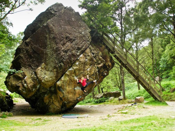 Stonehenge and the Ice Age: When is a boulder sufficiently erratic to ...