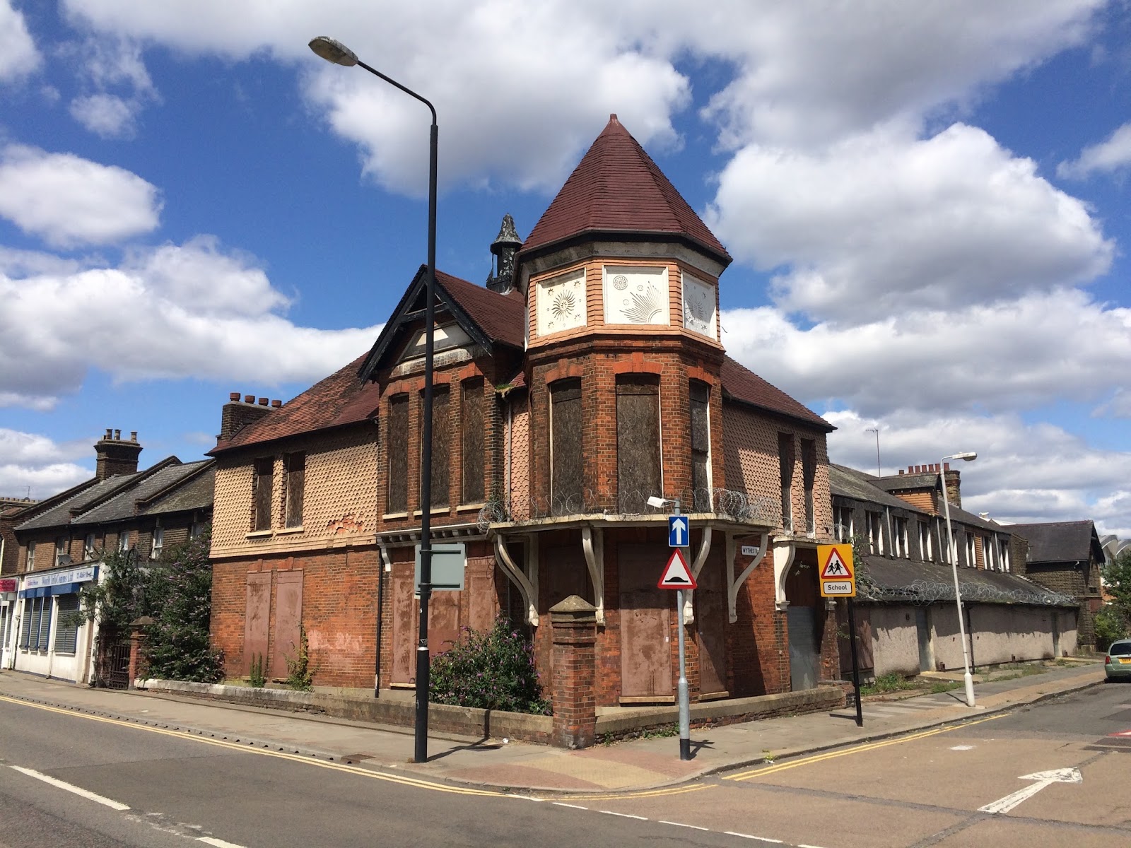 Gullible's Travels: Derelict London Walk - Silvertown