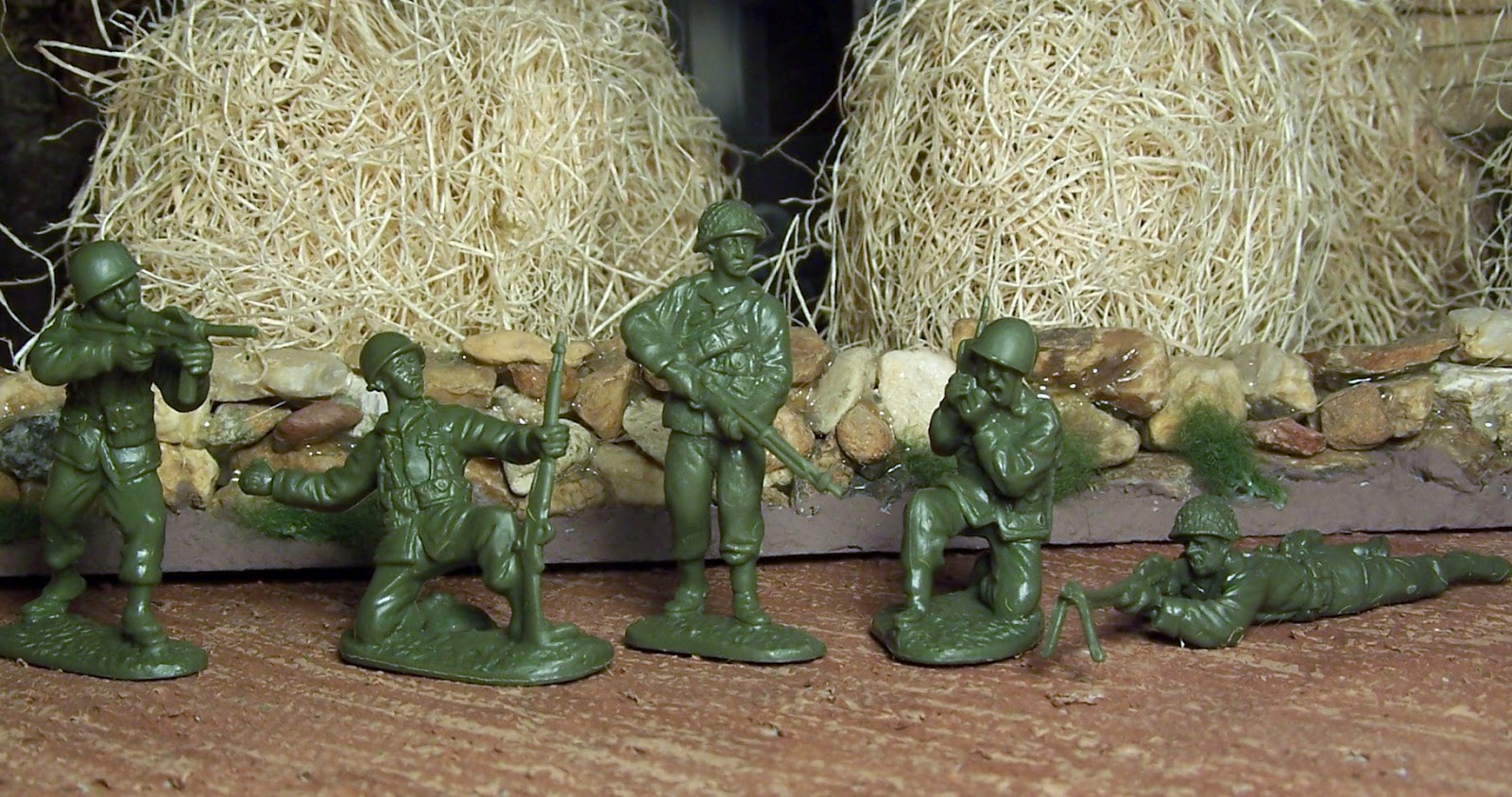WWII Plastic Toy Soldiers: Classic Toy Soldiers - Toy Soldiers