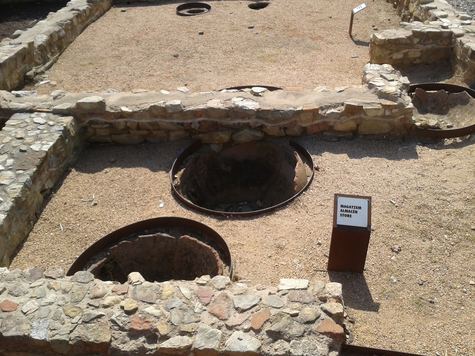 De tant en tant trobo pedres: Vil·la romana del Pla de Palol (Platja d'Aro)