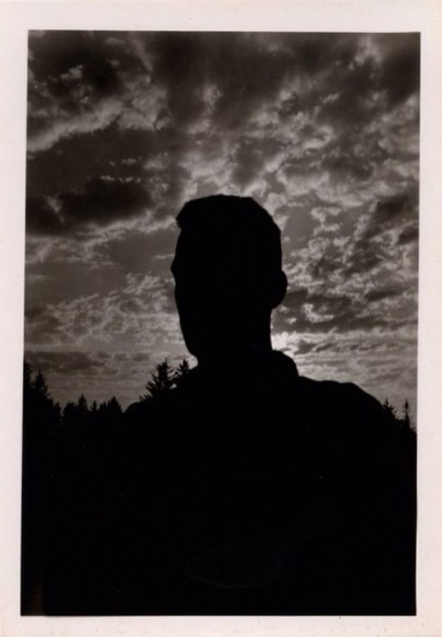 22 Amazing Silhouette Portrait Snapshots From the Early 20th Century ...