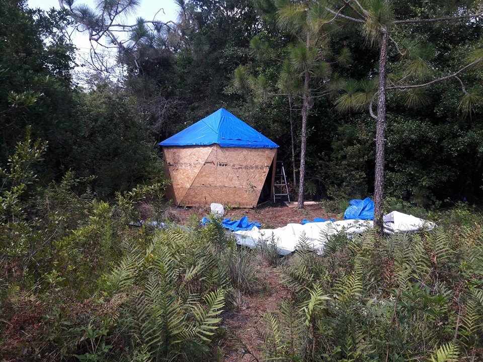 Bob's Tiny House Pipe Dream: Starplate Chicken Coop Shed