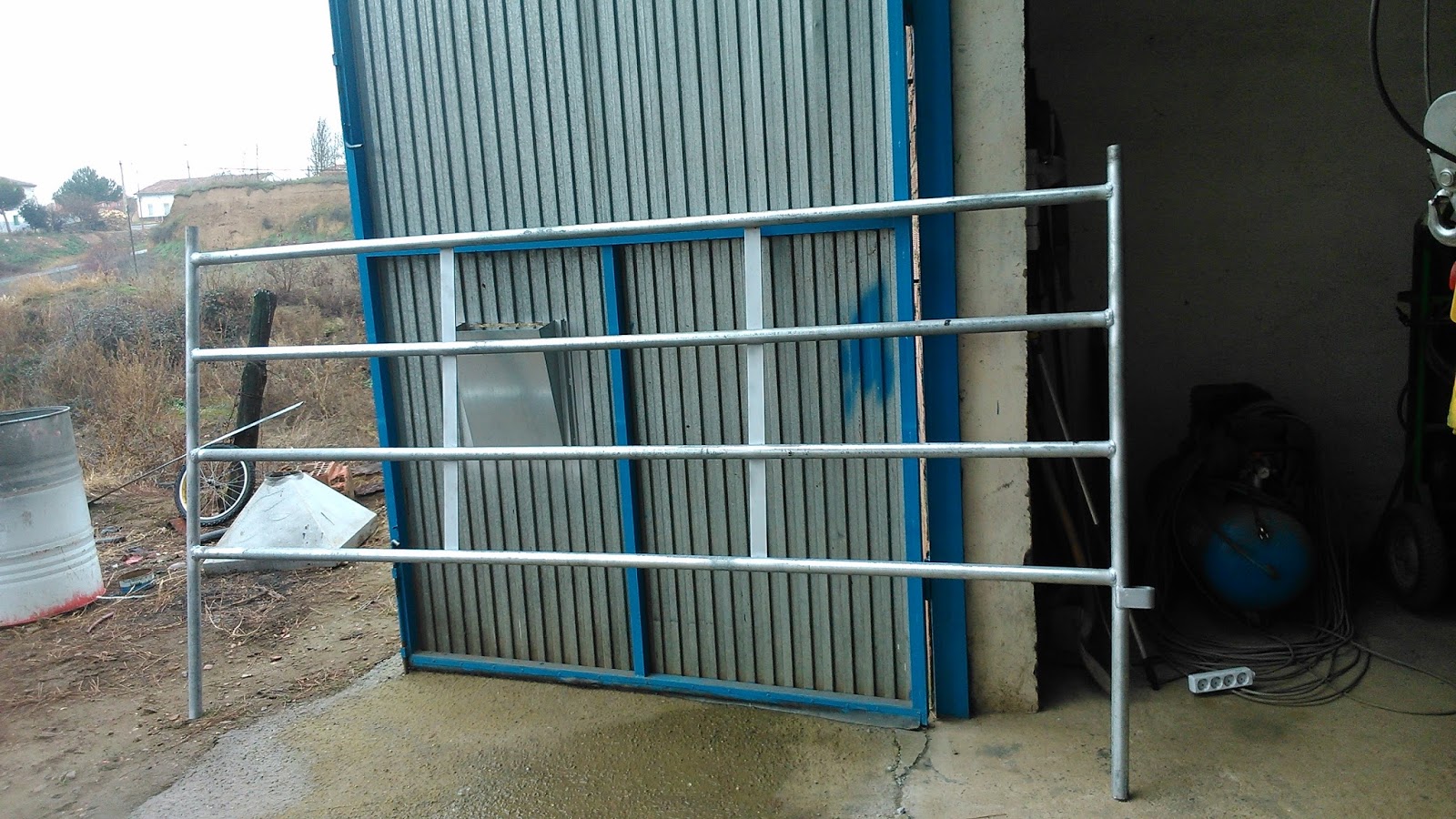 Taller de reparación de maquinaria agricola: CANCILLA PARA VACAS