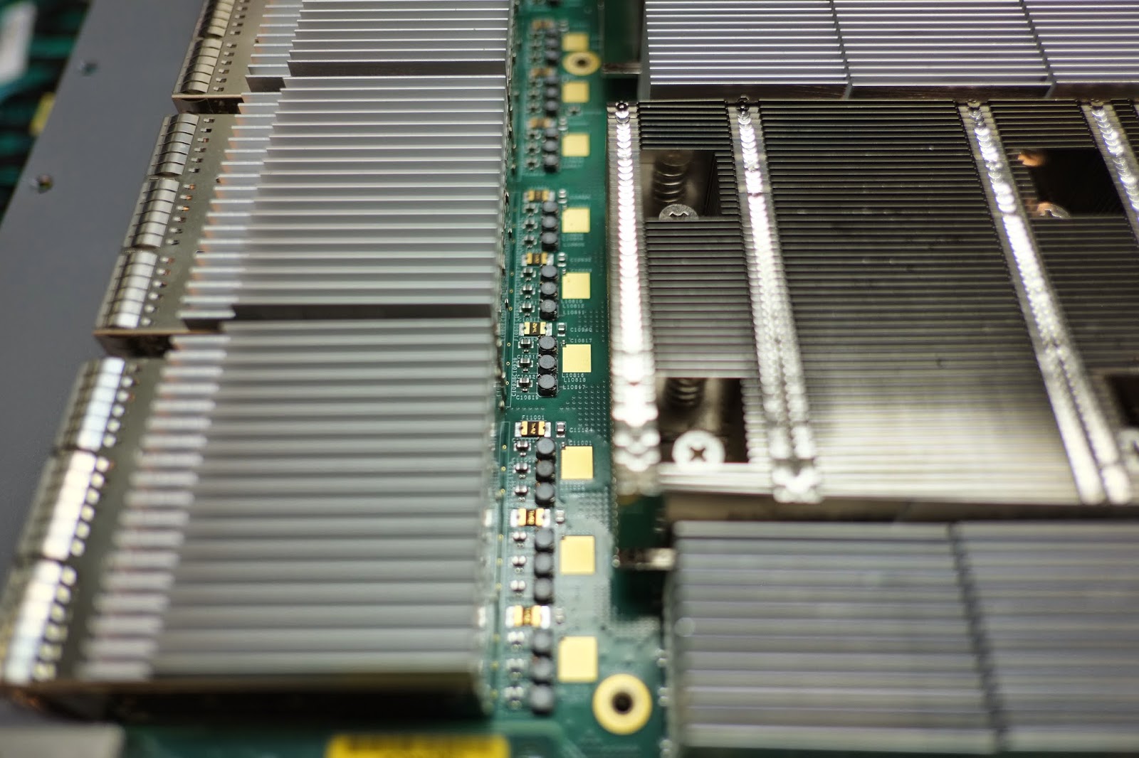 Dizzy Networks: Juniper QFX10002 Technical Overview