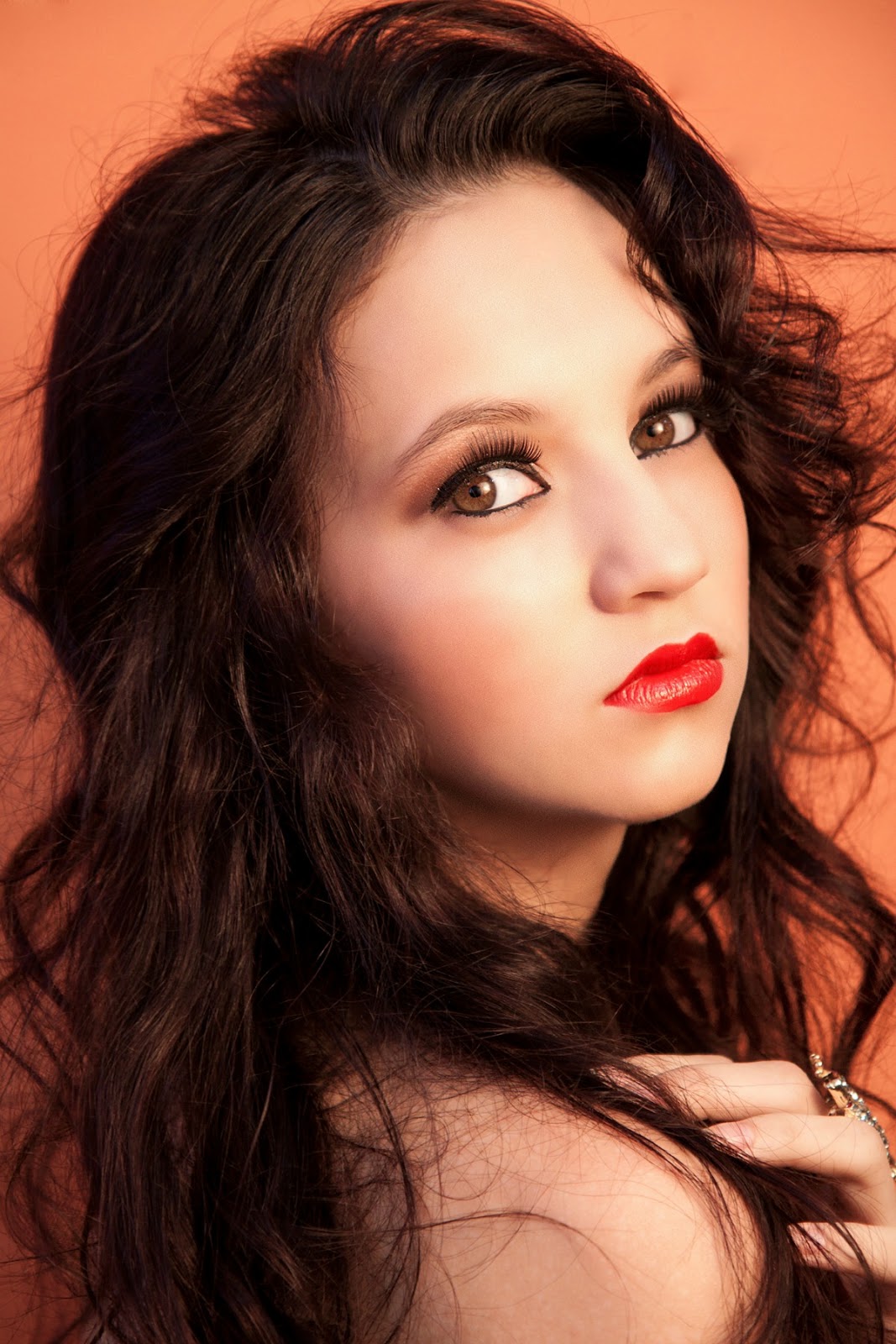 Clara Torres - Por Emerson Muniz | Fashion Spoiler