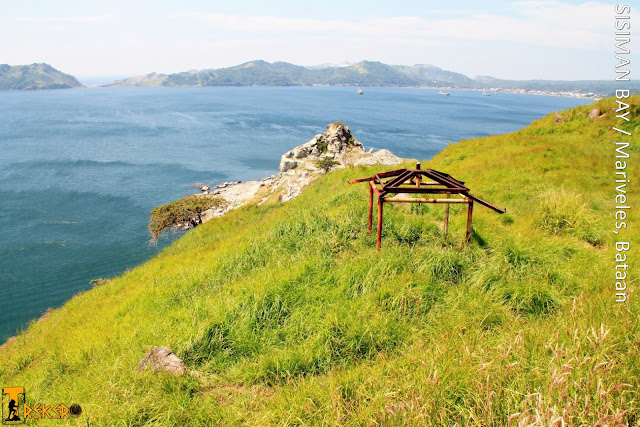 TREKERO: SISIMAN BAY: Pebble Beach, Lighthouse, Summit and Sunset