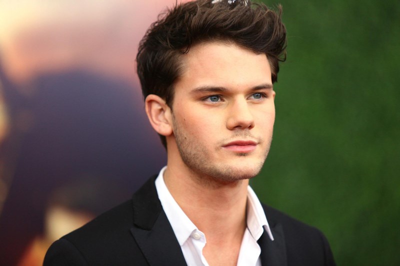 As mil faces de Marcela: Boy Magia da Semana: Jeremy Irvine
