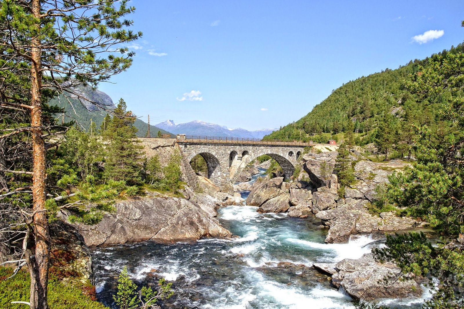 Bilder Fra Norsk Natur - Photos From Norwegian Nature: Ned Romsdalen ...
