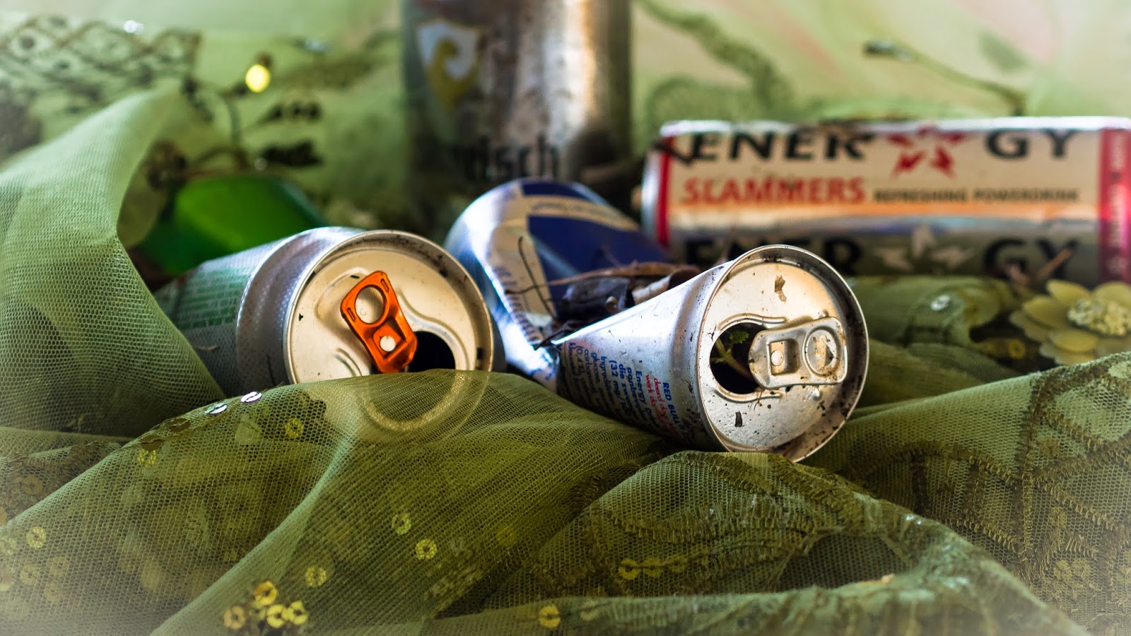 exploring with my camera: still life with crumpled cans