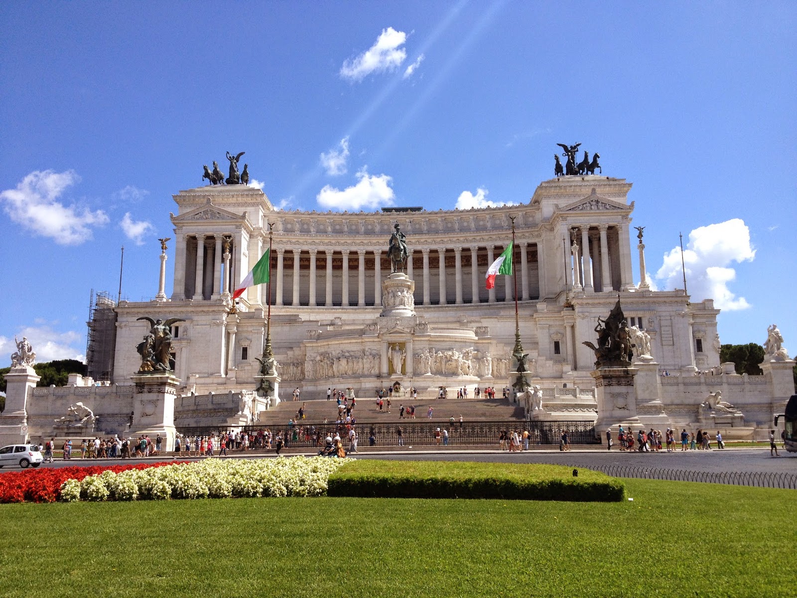 Altare della Patria (Altar of the Fatherland) - Rome, Italy - Travel is ...