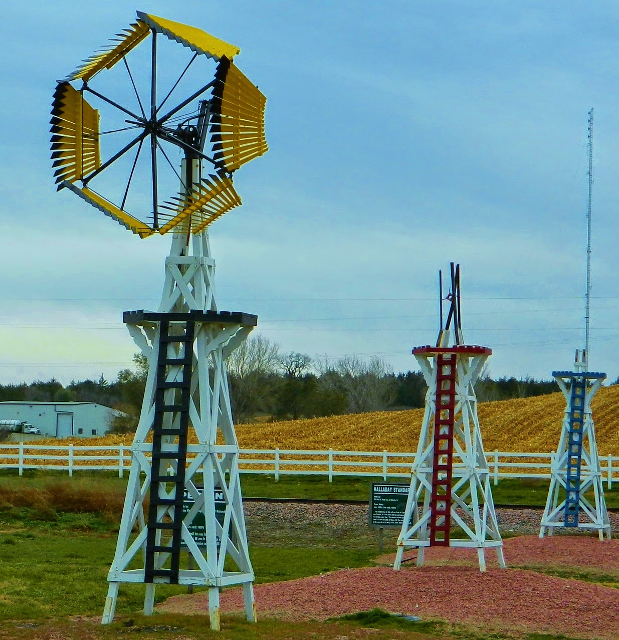 Roaming Rita: Vintage Windmills: Sentinels of the Prairie