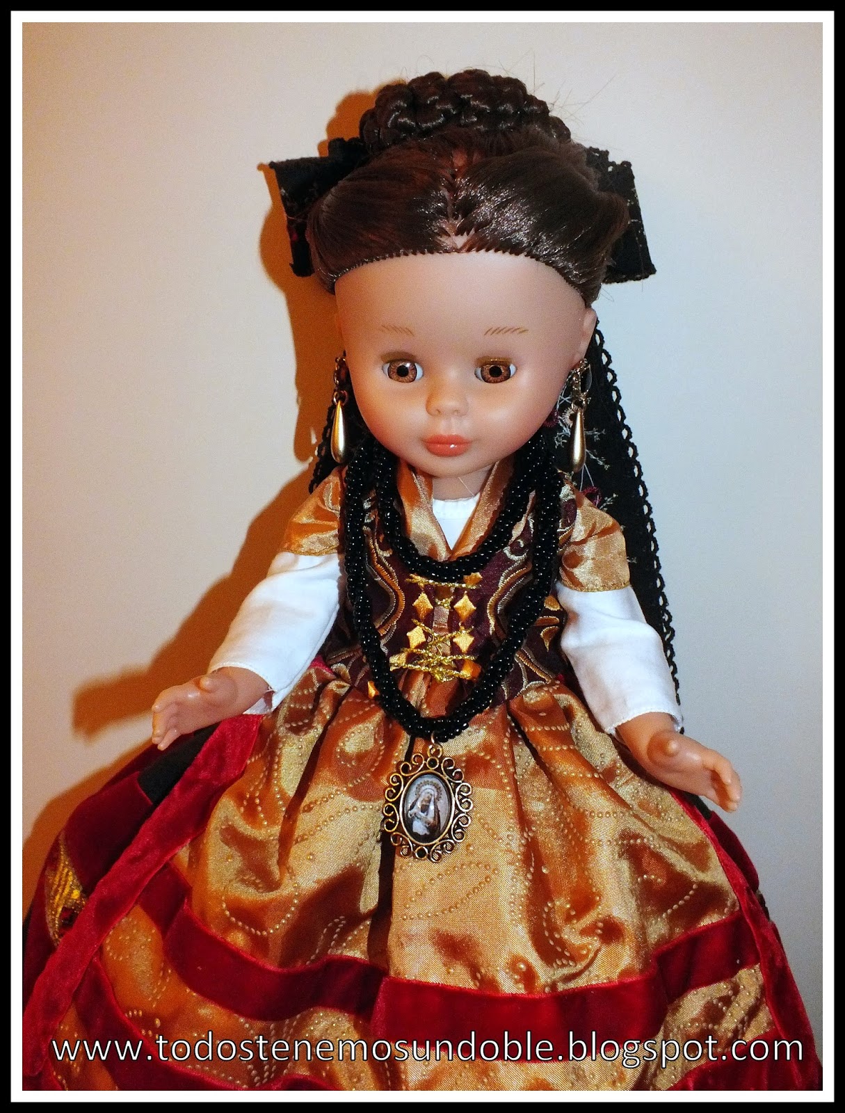 El vestir tradicional burgalés en miniatura: 17.- Indumentaria ...