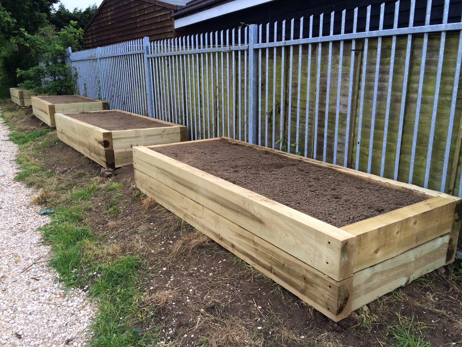 Broadford Primary: Growing Beds Ready for Action!