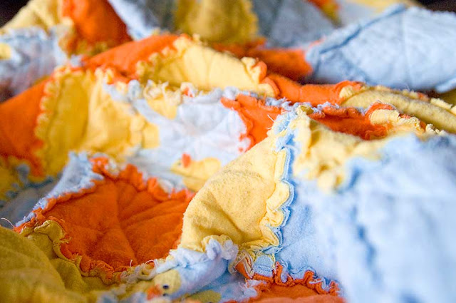 Jill Made It: Rag Quilt Baby Quilt Tutorial