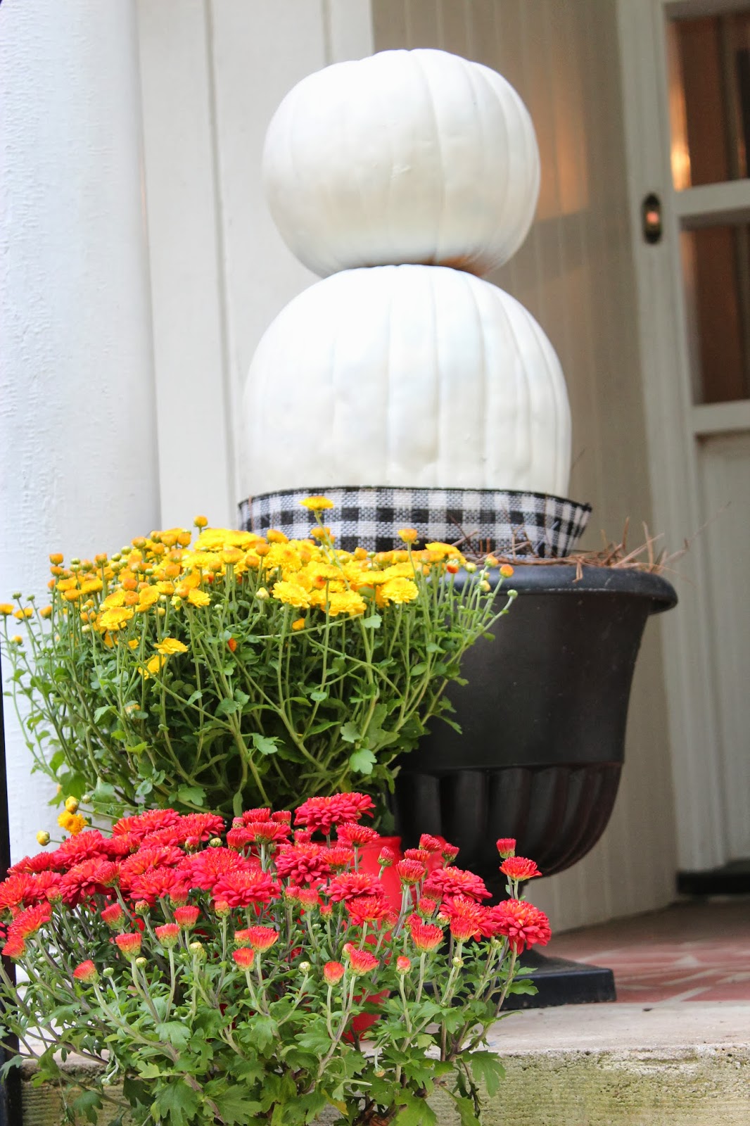 Hello Fall! Front Porch + Pumpkin Topiaries - Southern State of Mind ...