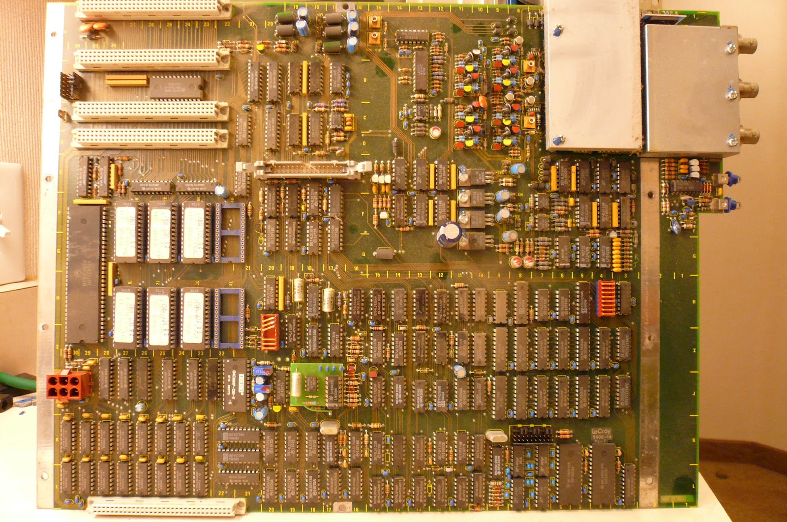 Japan's World of Digital Electronics: Disassembling a LeCroy 9400 ...