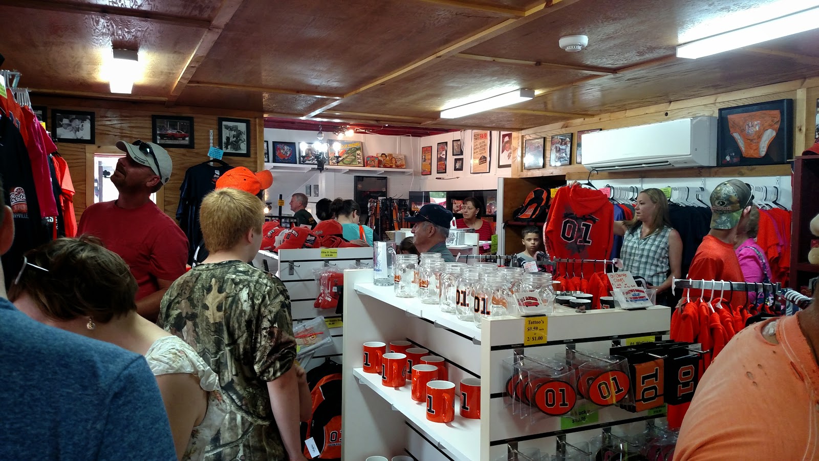Dukes of Hazzard Collector: Grand Opening of Cooter's in the Country in ...