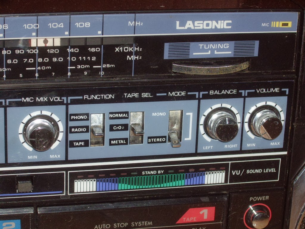 МАГНИТОЛиЯ - бумбоксы, магнитофоны и магнитолы!: Lasonic L-30. Третий ...